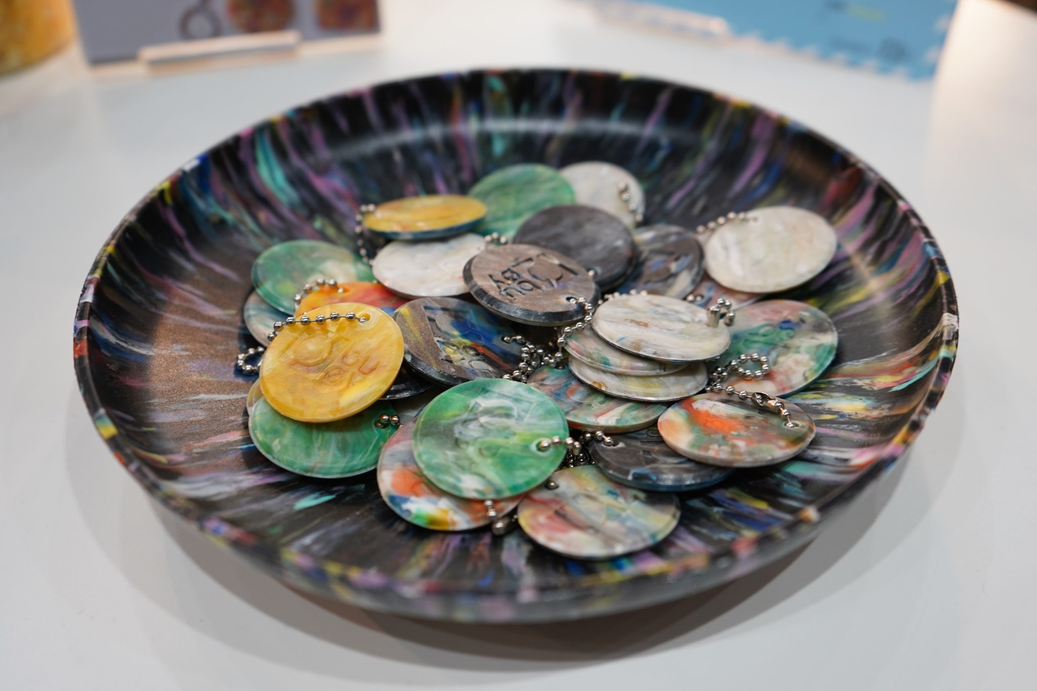 海洋ゴミが“価値あるプロダクト”に変身！持続可能な仕組みづくりで問題解決に挑む「buoy」【Steenz Breaking News】 ｜ Steenz(スティーンズ)